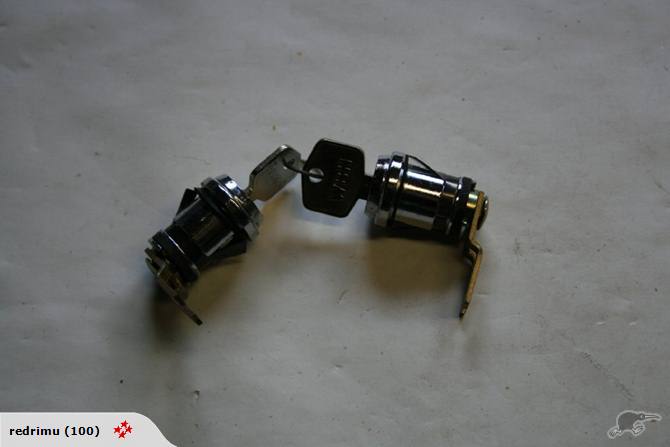 MGB / MGBGT Door Lock Set (2 pce) with Keys – Sportscar Spares Ltd